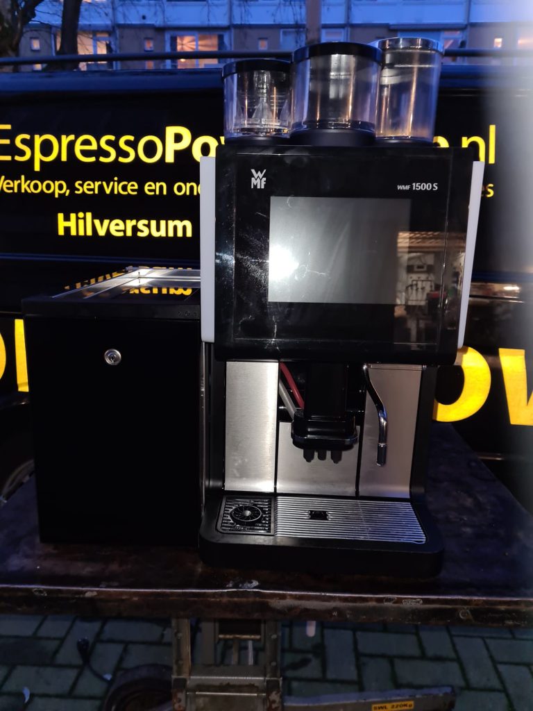 Onderhoud aan WMF1500 S – EspressoPowerHouse